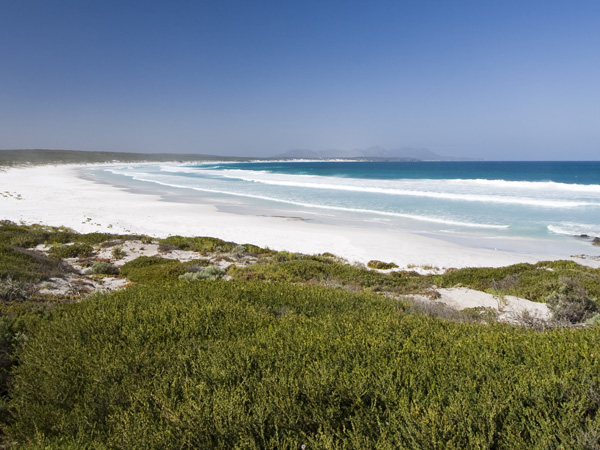 The 22 Best Secret Beaches In Australia - Australian Traveller