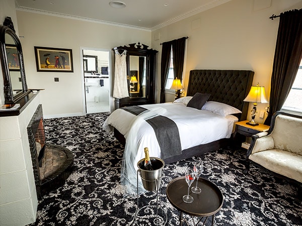 Best Tenterfield accommodation, cafes and things to do