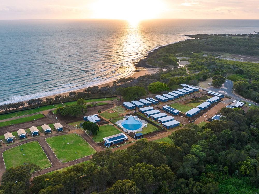 New Turtle Sands resort comes with a front-row turtle show