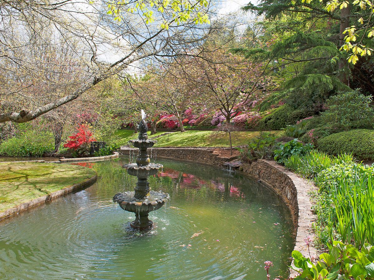 10 Stunning Spring Towns You Need To Visit | Australian Traveller