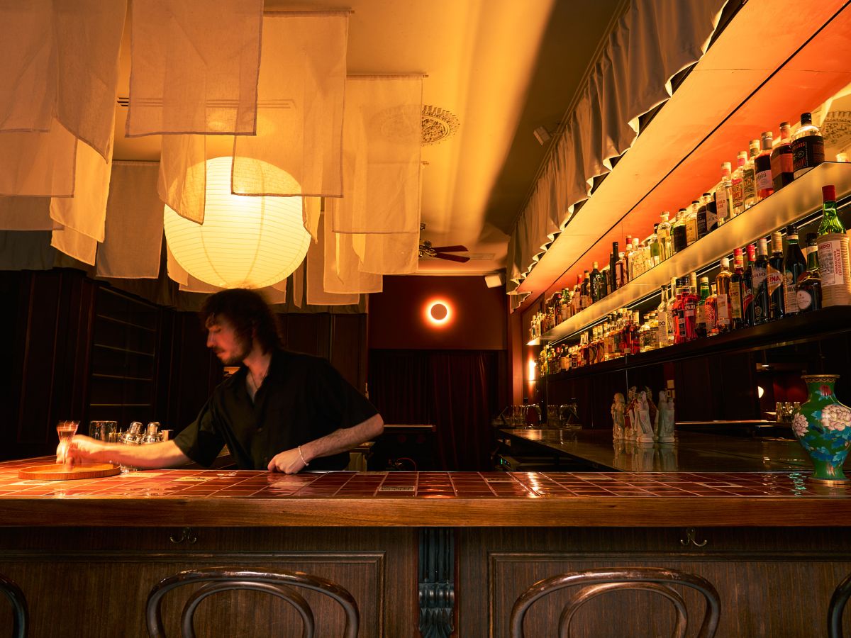 A sultry Shanghai-style cocktail den has just landed in Melbourne ...